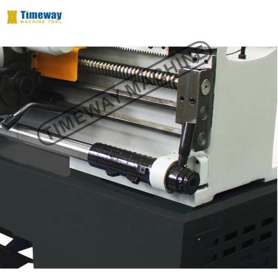 Cina Altamente raccomandato 1640 Gear Head Gap Bed Lathe con 75mm Tailstock Quill Diametro in vendita
