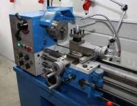 China 330mm Max. Swing Diameter Precision Gear Head Engine Lathe High Precision Metal Lathe Machine for sale