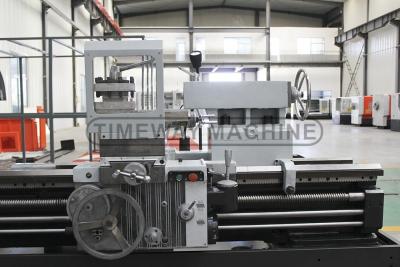 Cina 3900 KG Peso 3725x1473x1622 mm Motore a caldo Torniera Metallica per taglio di filo in vendita