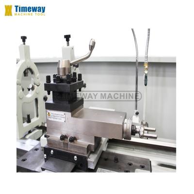China 710 mm Max. Swing Over Gap Horizontale Centrum Draaimachine voor industriële metaal draaibank Te koop