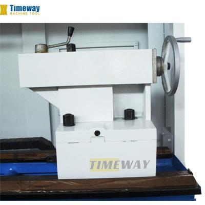 China Máquina de torno CNC de cama plana de 1640 mm com peso de 9800 kg e requisitos do cliente à venda