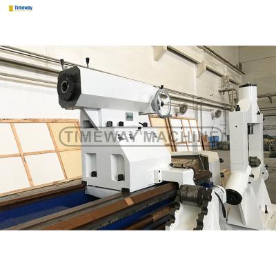 Cina 755 mm larghezza normale CNC macchina di tornitura a tornitura per lavoro di tornitura in vendita