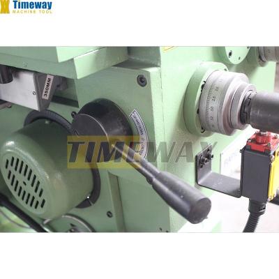 中国 高精度TM700ターレットフレッシングマシンH/Vで効率的に機械金属部品 販売のため