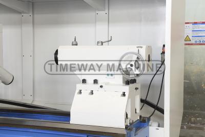 China Máquina de torno horizontal de trabalho pesado CNC para usinagem de metais AK-1600C com 4 estações de postes de ferramentas à venda