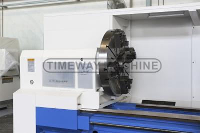 China Máquina de torno horizontal de trabalho pesado CNC para usinagem de metais AK-1600C com 4 estações de postes de ferramentas à venda