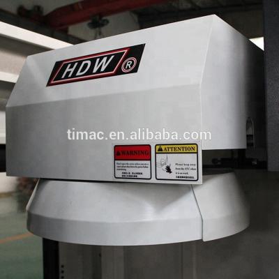Cina 500 mm Spindle Travel VMC550 3-asse Lineare Ferrovia Verticale Centro di lavorazione CNC Machine in vendita