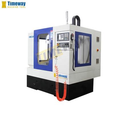 Cina 24 Magazzino utensili Capacità VMC400 Centro di lavorazione verticale con 2.2Kw di alta precisione in vendita
