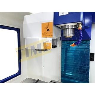 Cina 24 Magazzino utensili Capacità VMC400 Centro di lavorazione verticale con 2.2Kw di alta precisione in vendita