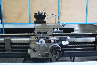Cina BL-800B Gap Bed Lathe Machine con 2850mm Max. in vendita