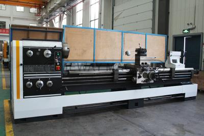 China BL-800B máquina de torno de cama de abertura de tipo de embreagem com furo de fuso de 82 mm e peso de 3300 kg à venda