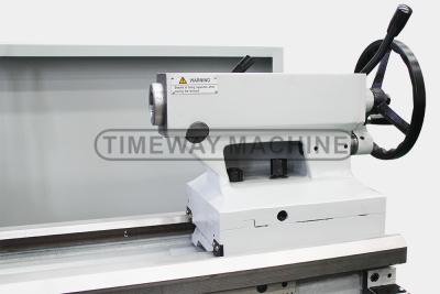 Cina Velocità del mandrino 36-1600 giri al minuto Macchina di tornitura a letto a vuoto BL-500C per tornitura universale dei metalli in vendita