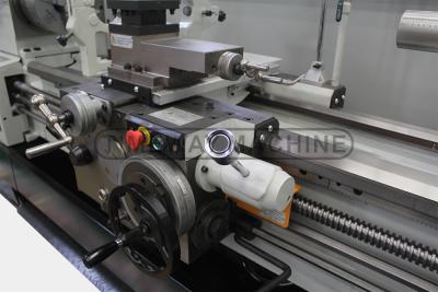 Cina Velocità del mandrino 36-1600 giri al minuto Macchina di tornitura a letto a vuoto BL-500C per tornitura universale dei metalli in vendita