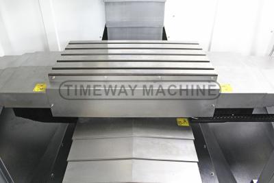 China VMC 650 metalen verticaal bewerkingscentrum met een snelheid van 8000 t/m Te koop