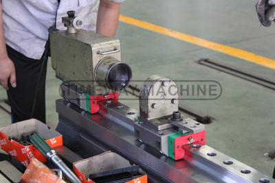 Китай 600мм Столовая машина VMC1060L CNC вертикальная фрезерная машина с вместимостью 24 журналов инструментов продается