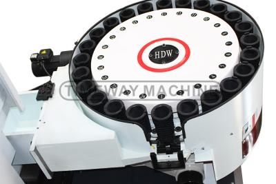 Китай VMC1370 Большой вертикальный обрабатывающий центр CNC фрезерная машина с 1300 мм столом путешествия продается