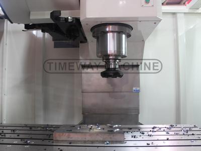 Cina 15/18.5 kW Potenza del motore a mandrino VMC1270L Centro di lavorazione per la fresatura verticale per il metallo in vendita
