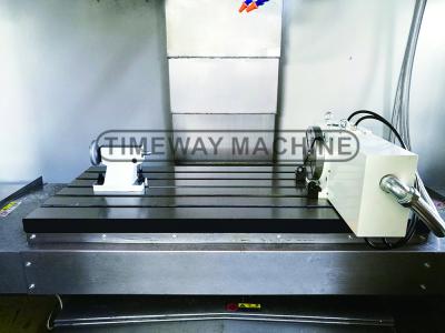 Cina 15/18.5 kW Potenza del motore a mandrino VMC1270L Centro di lavorazione per la fresatura verticale per il metallo in vendita