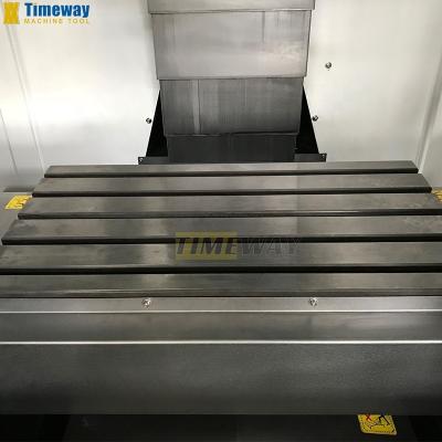 Китай Лучшее предложение на VMC650 Vertical Machine Center с T-слотом No./width/pitch 5-18-80 продается