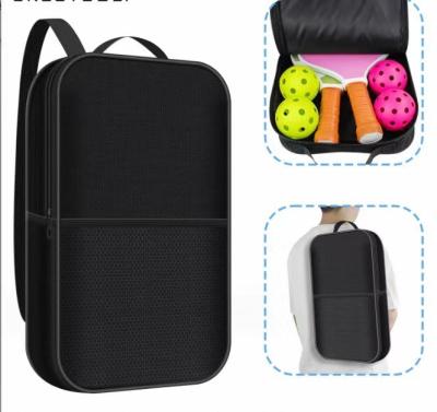 China Adults Pickleball Racket Bag Waterproof Portable Pickle Ball Backpack With 2 Paddles 4 Balls for sale