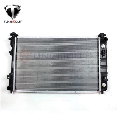 Cina Cina Produttore Hot Selling Aluminium Auto Parts Radiator per Equinox Ls V6 3.6l′08 a OEM 19130404 / 25952758 in vendita
