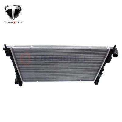 China Radiator voor 13-19 Ford Taurus 3.5L V6 2WD/4WD Single Row FO3010315 DG1Z-8005-F DG1Z8005F DG1Z-8005-G DG1Z8005G Te koop