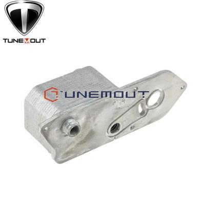 中国 TUNEMOUT GK2Q-6A642-AB オイルクーラー フォード・トランジット 2.0 新品 部品番号 2286811 GK2Q-6A642-AB 販売のため