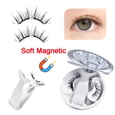 China Handmade Soft Magnetic Eyelashes No Glue With Applicator Clip 3D Natural Wispy Reusable for sale