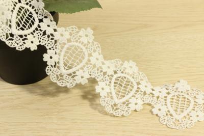 Cina Il pizzo della guipure di Multiusage sistema la pianta di Nonelastic di larghezza di 60mm decorata in vendita