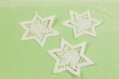 Cina stile botanico disponibile del ODM di applique del pizzo della guipure di larghezza di 70mm in vendita