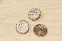 China Textured Pattern Shank Style Button 28L Width OEKO TEX 100 Approved for sale