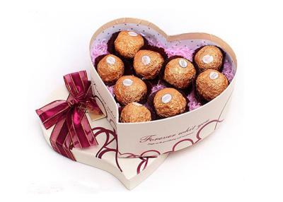 Cina Contenitori di regalo riciclati cioccolato del cartone di forma del cuore, OEM in vendita