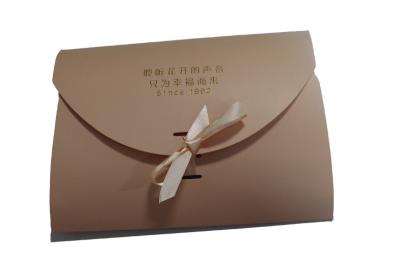 China Caixas de empacotamento de papel da fita com punhos, caixa de presente do t-shirt/lenço à venda