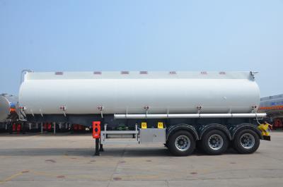 Cina 10000 Gallon 8000 Gallon Diesel Fuel Tank Trailer Oil Petroleum Semi Trailer in vendita