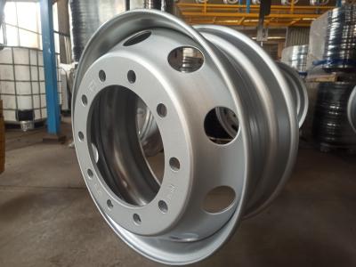 Cina Fuel Truck Wheels Rims 8.25x22.5 in vendita