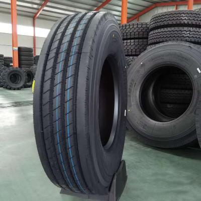 Cina 12R22.5 Vacuum Van Truck Trailer Tires Drive Wheel Tread Deepening Anti-Zap Tire in vendita