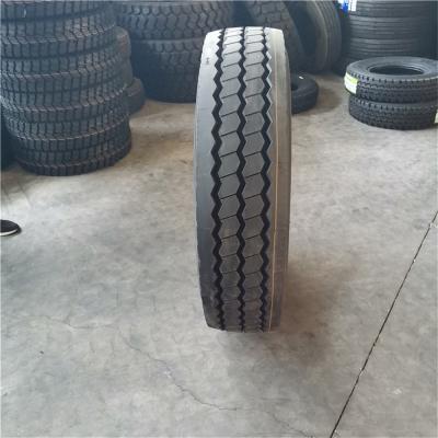 Cina 11R22.5 12R22.5 Pneumatici per rimorchio per autocarri con ruote Pneumatici a vuoto a fili integrali in vendita
