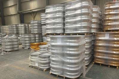 Cina 24.5 22.5 Steel Truck Rims 8.5-24 Trailer Wheel Rim 15x5 J 5-4.5 1200-24 Tires in vendita