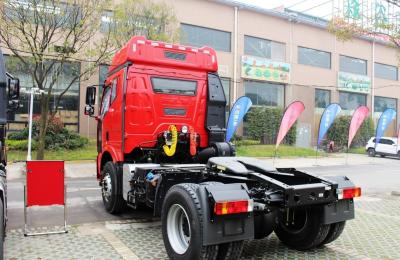 Cina FAW J6M Heavy Duty Truck Trailer 350 HP Trattore 4X2 in vendita