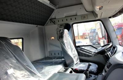 Cina Faw J6p Dump Truck 420 HP Tractor 6X2 in vendita