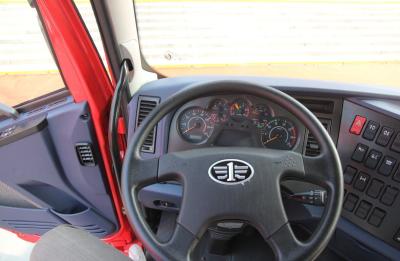 Cina PLA J6M Camion pesante 280 CV Camion trattore rimorchio 4X2 in vendita