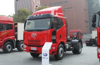 Cina PLA J6M Camion pesante 280 CV Camion trattore rimorchio 4X2 in vendita