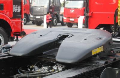Cina FAW J6M Truck e attrezzature per trattori pesanti 320 CV 6X2 in vendita