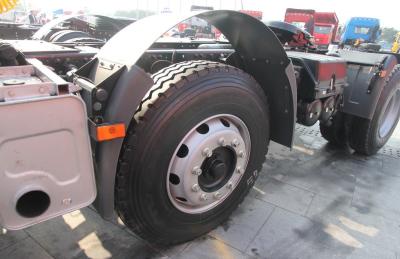 Cina J6M trattore rimorchio camion pesante camion 330HP unità trattore 6x2 in vendita