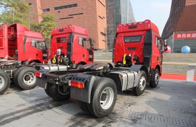 Cina J6M trattore rimorchio camion pesante camion 330HP unità trattore 6x2 in vendita