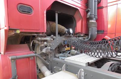 Cina 6x4 6X2 Sinotruk Howo Camion-trattore 336 HP Tractor Trailer in vendita