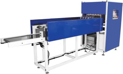 Cina Ultrasonic Folding Cutting Machine for Jumbo Bag Belt Webbing in vendita