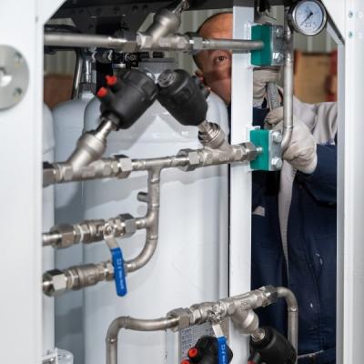 China La mezcla de gases de acero inoxidable de tamaño compacto y proporción ajustable a prueba de explosión en venta