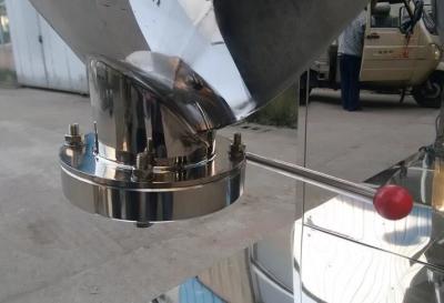 Cina Premix V Type Powder Mixer , Detergent Powder Mixing Machine 20r/Min in vendita