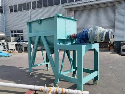 Cina WLDH Horizontal Ribbon Blender Mixer 250L-10000L Double Helix Ribbon Blender in vendita