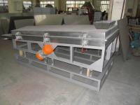 China Multi Layer Linear Vibrating Screen Machine For Quarry Site for sale